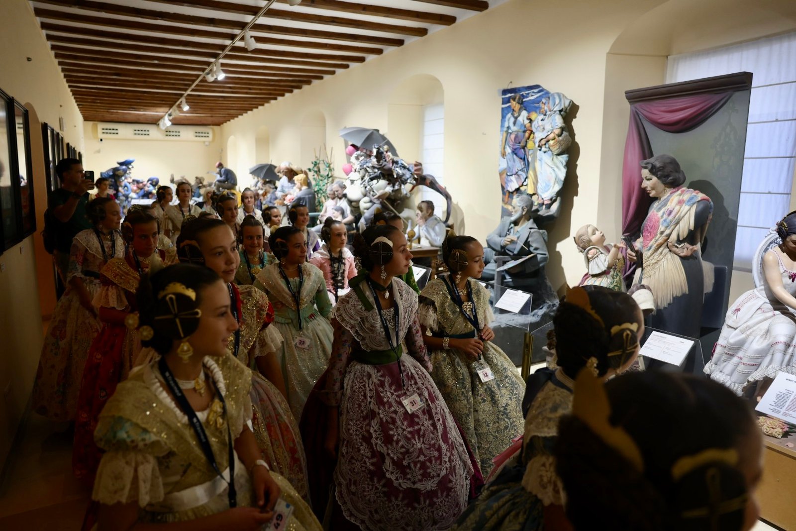 Las Candidatas a Fallera Mayor Infantil de Valencia Visitan el Museo ...